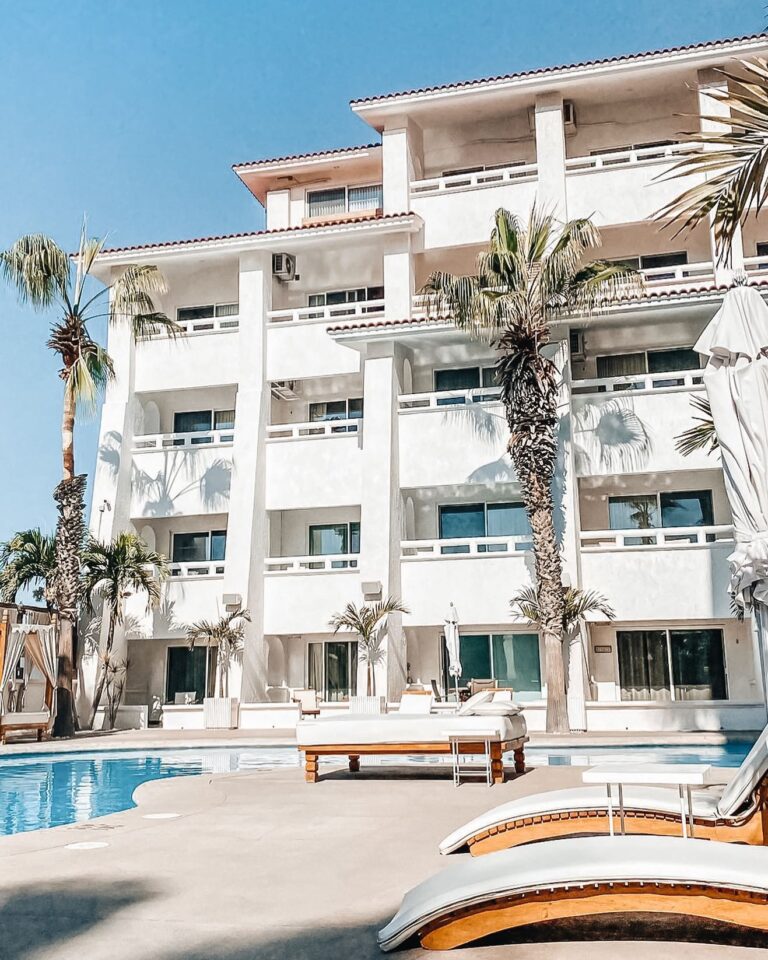 21 Cabo Resorts With Swimmable Beaches: The Ultimate List! – Cabo Visitor