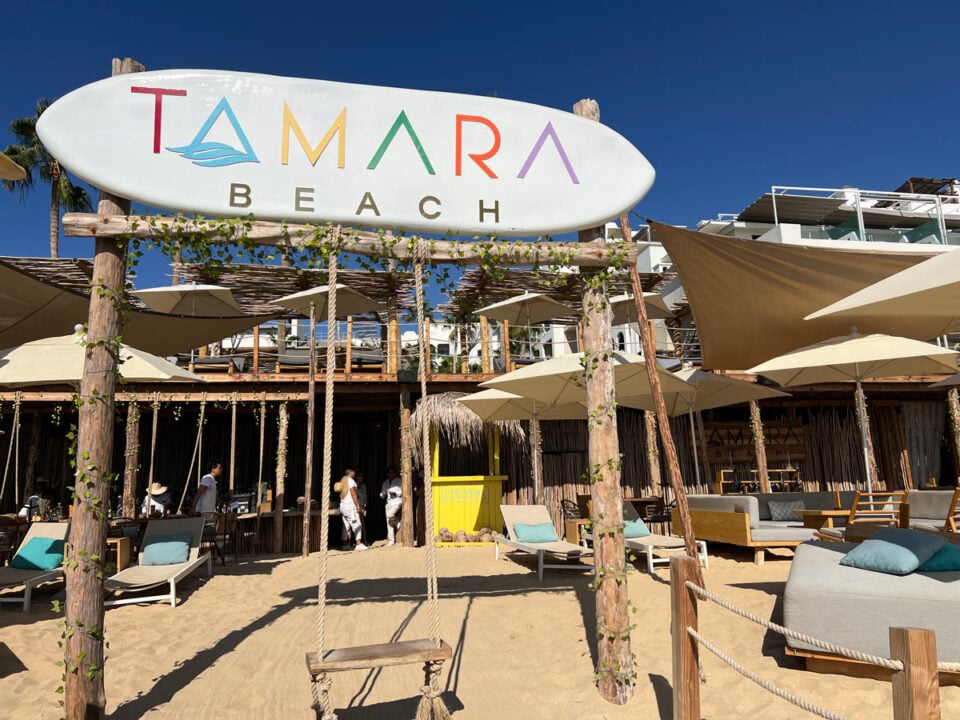 The 11 Best Beach Clubs in Cabo for Sun and Fun! – Cabo Visitor